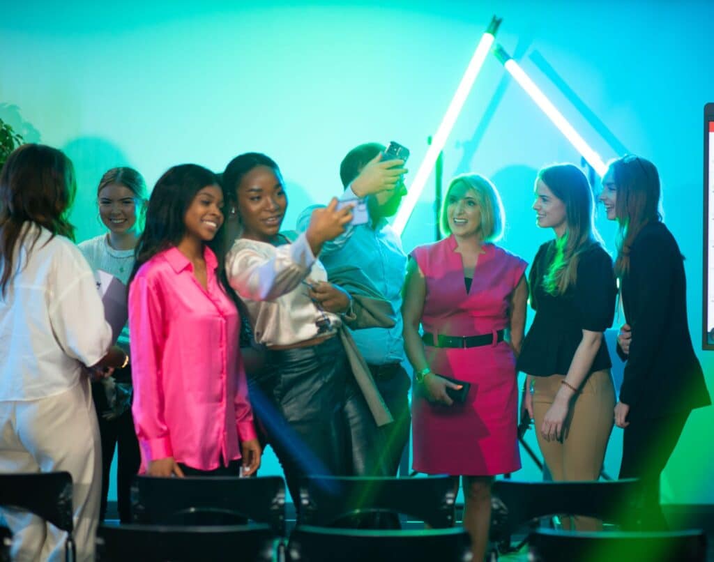 Women's Network - First Derivative